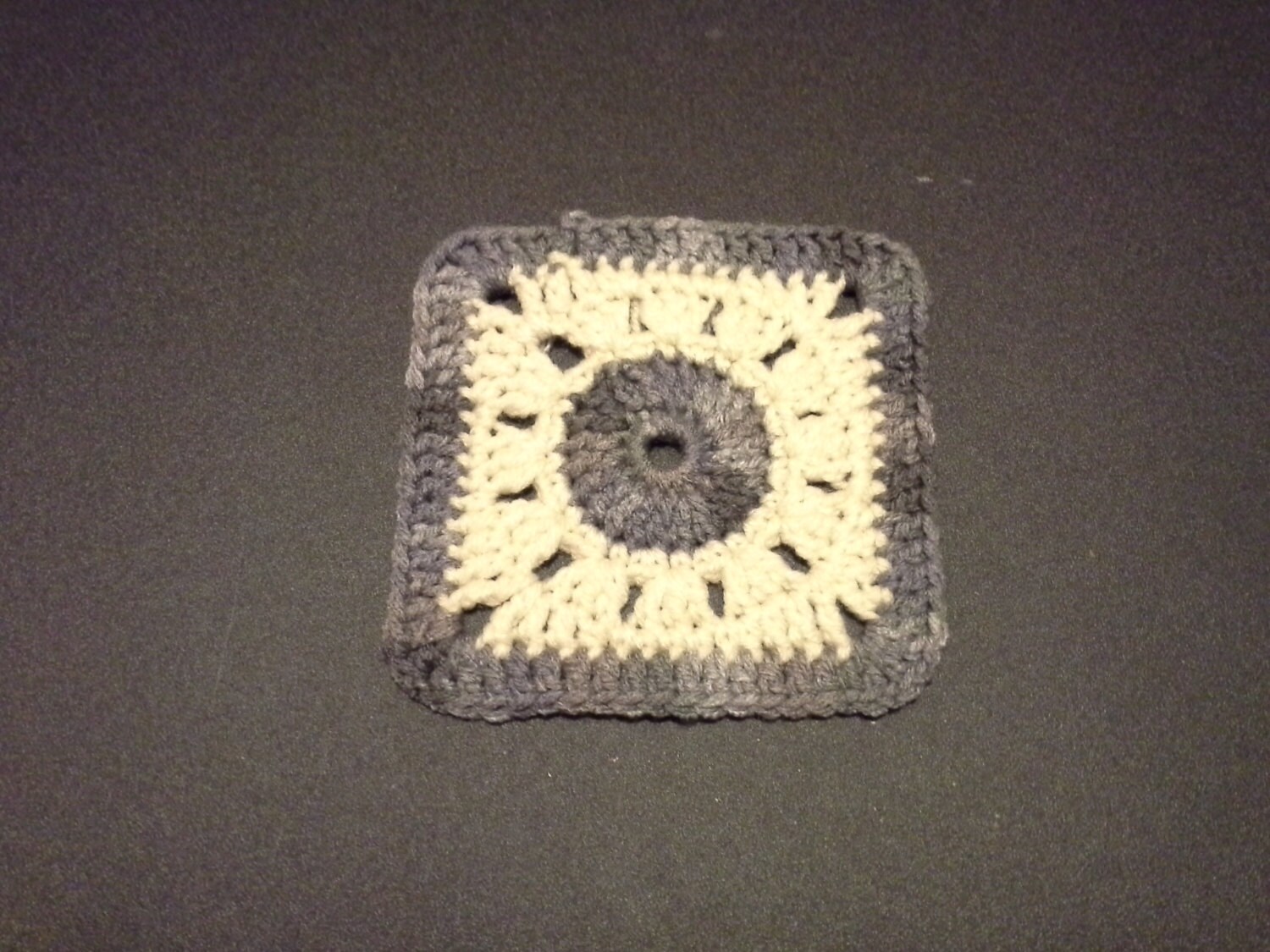 CROCHET PATTERN Circle Center Granny Square Pattern No.1 - Etsy