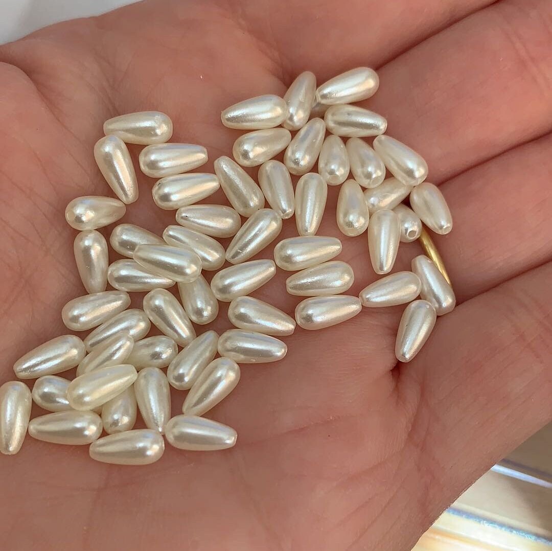 Off White Teardrop Pearl Beads: Lightweight Plastic, 100 Pc (8 Mm X 4 ...