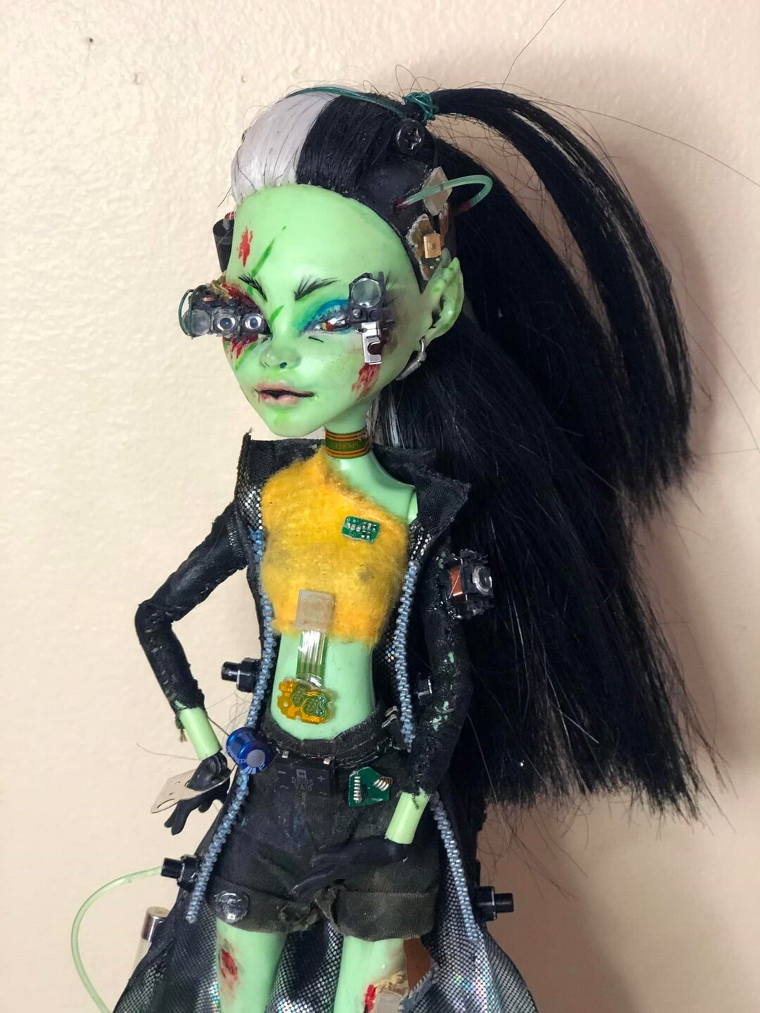 Stella the Cyberpunk Mechanic- OOAK Doll Repaint With Custom Display - Etsy