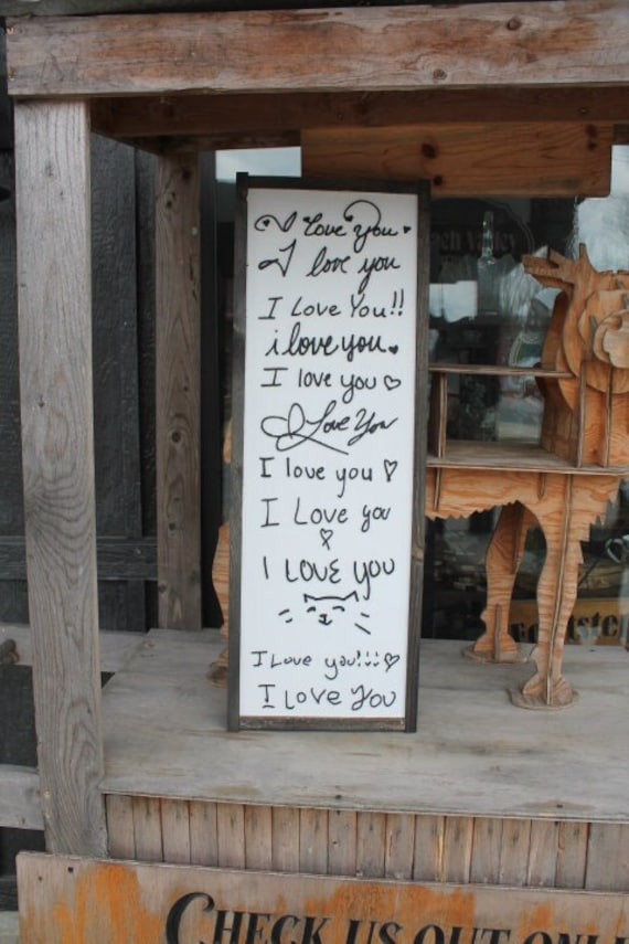 Handwriting Signs - FootSteps in the Past