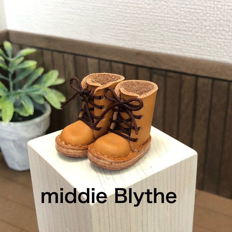 Real leather : miniature lace-up boots CAMEL for blythe | Etsy