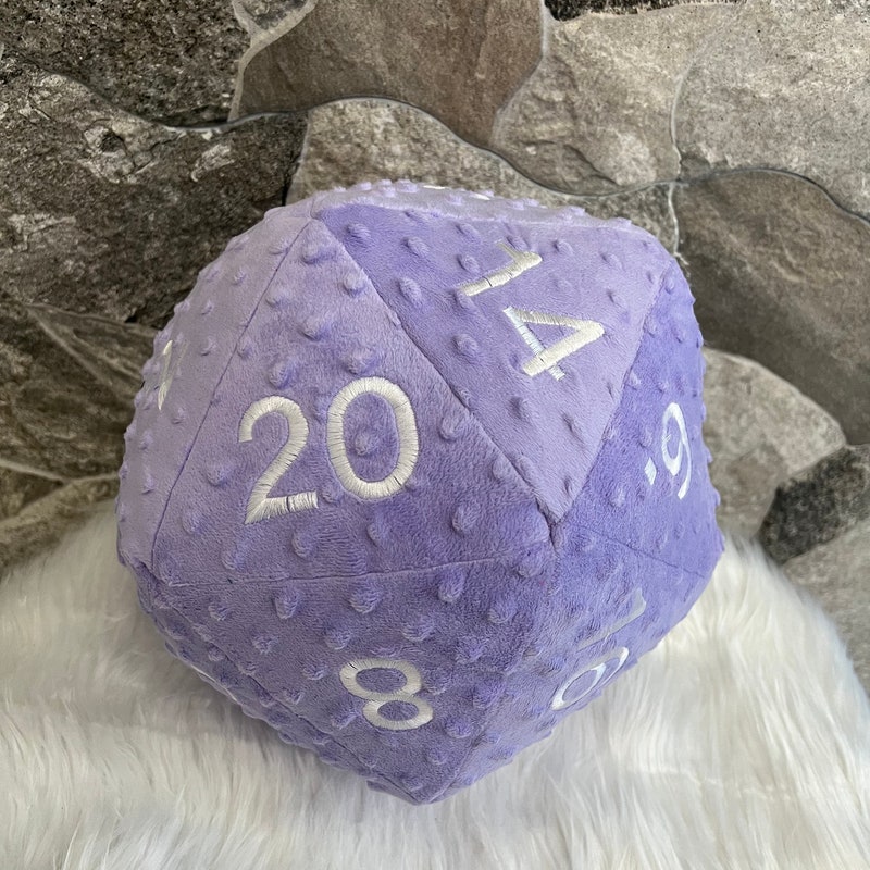 D20 Pillow - Etsy