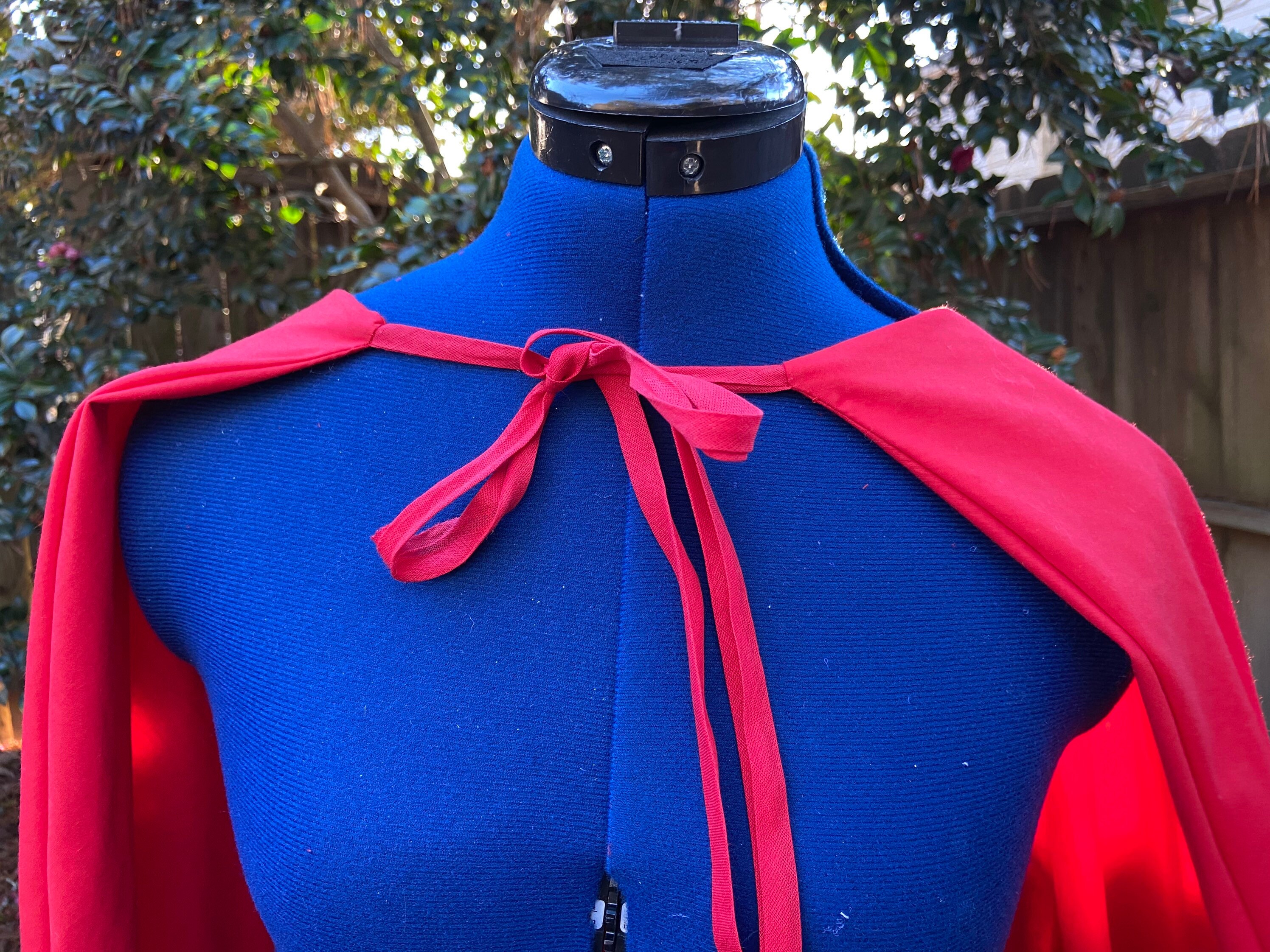 Basic Red Superhero Long Cape or Cloak With Ties for Costume or Cosplay ...