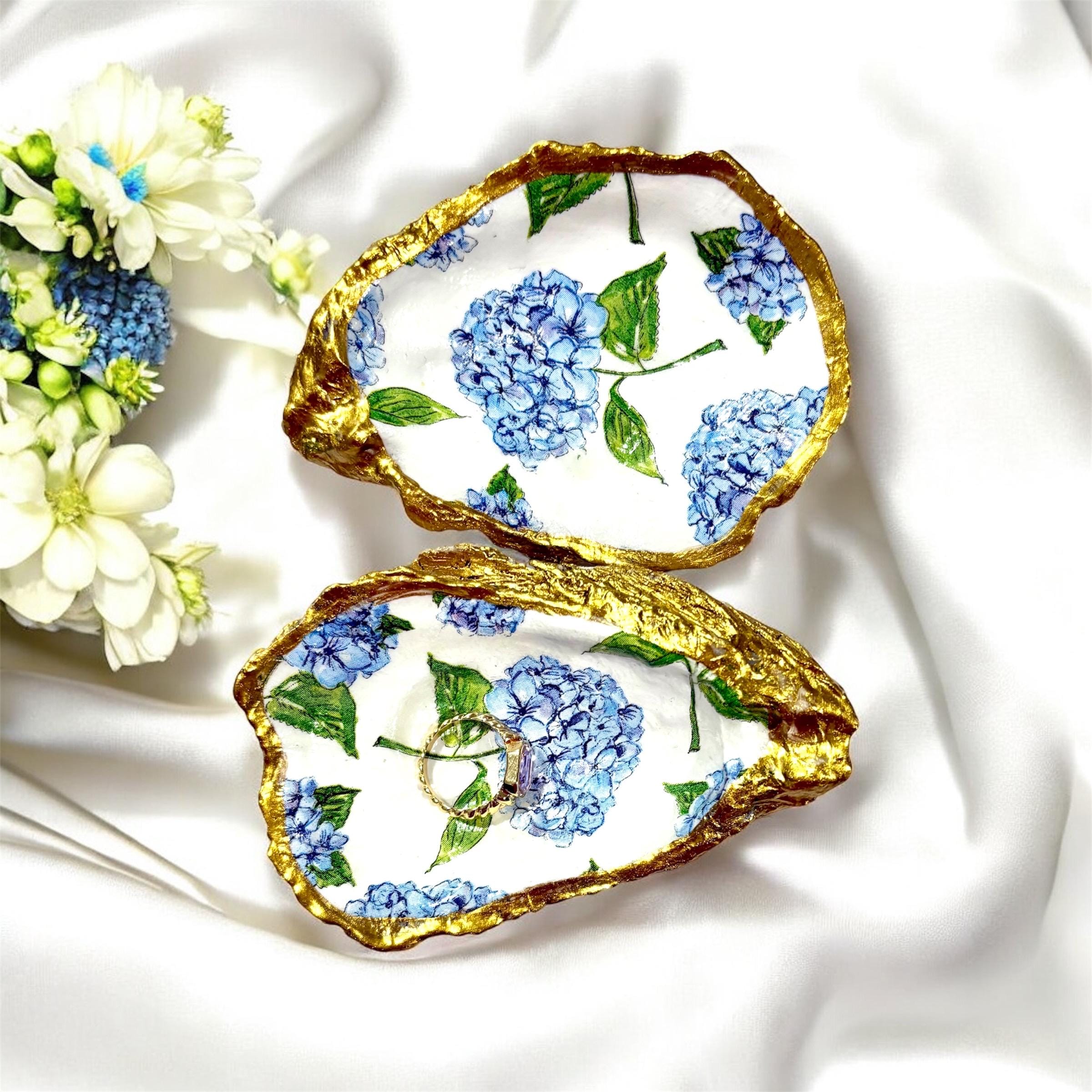 Blue Hydrangeas Oyster Ring Holders / Seashells Trinket Dish /shell Jewelry Holder/ Decoupage ...