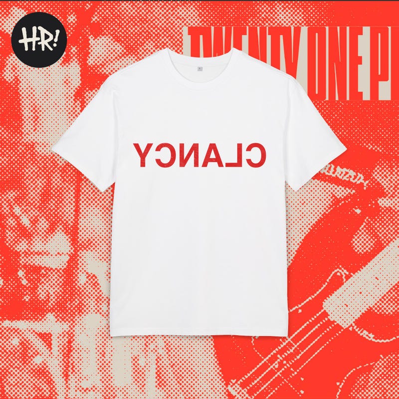 Clancy tee shirt - Etsy España
