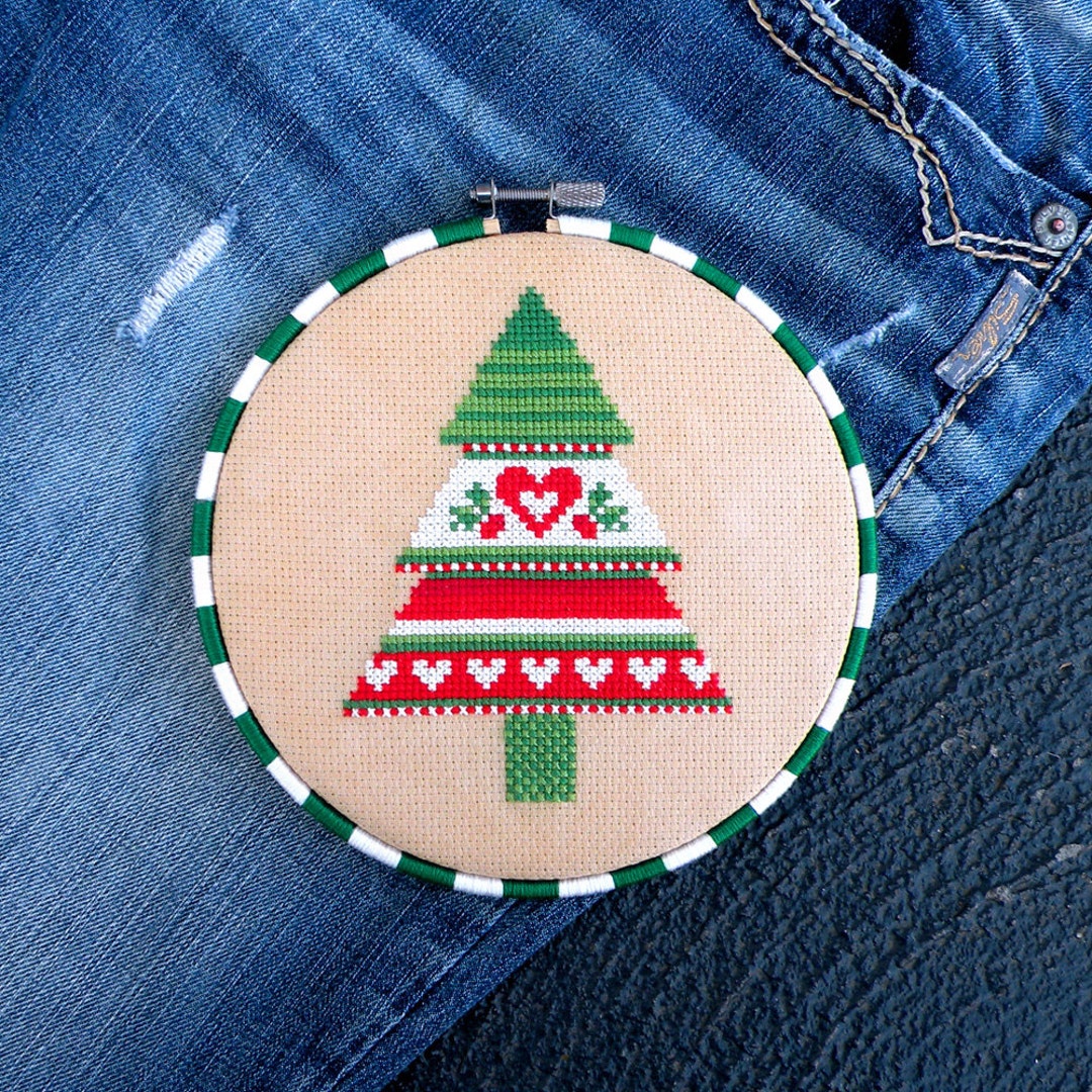 Christmas Tree Cross Stitch Patterns, Counted Cross Stitch Tree ...