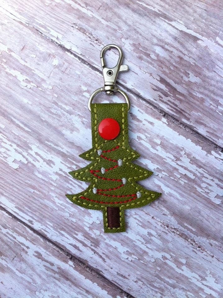 ITH Christmas Tree Snap Tab/key Fob DIGITAL Embroidery Design - Etsy