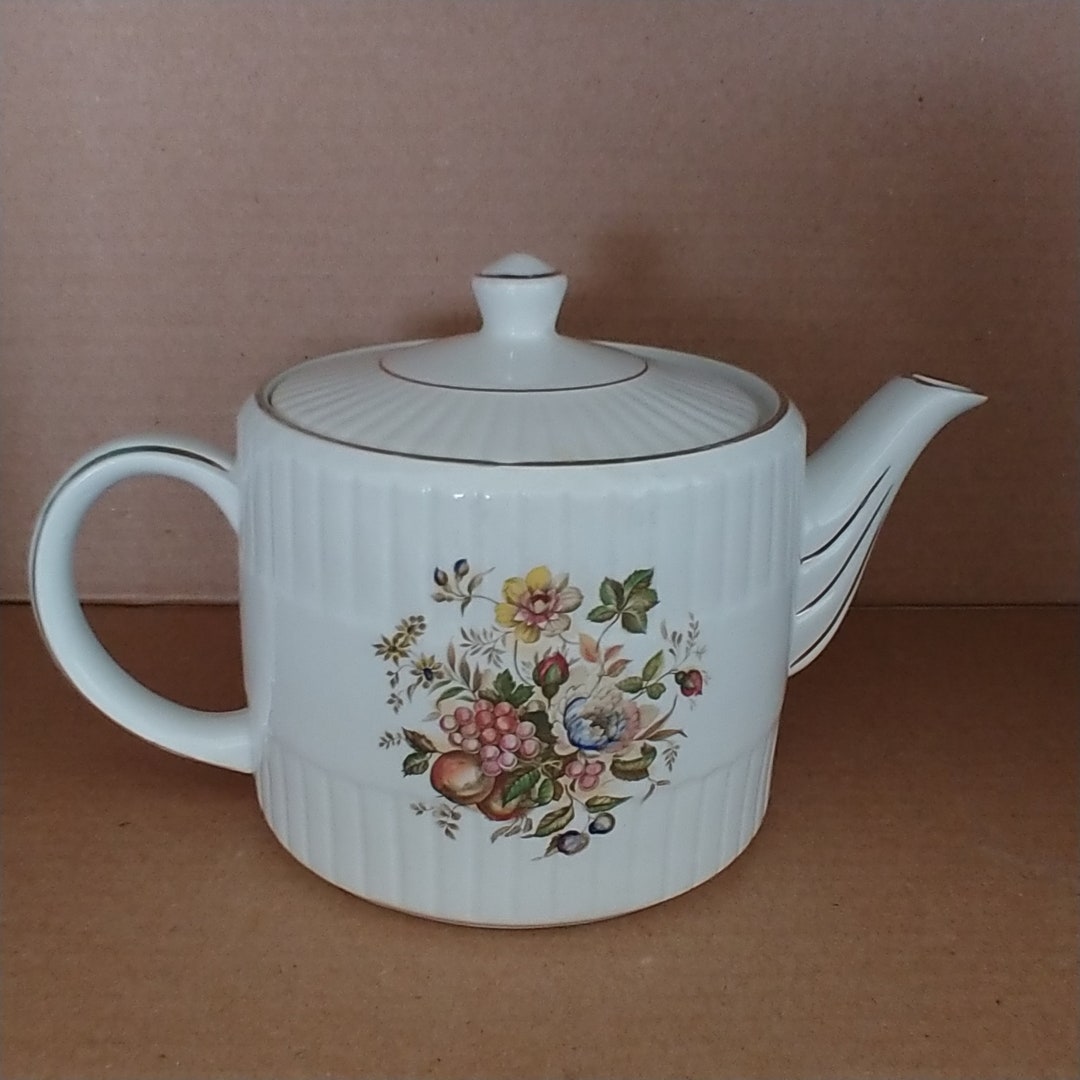Ellgreave Tea Pot Made in England - Etsy