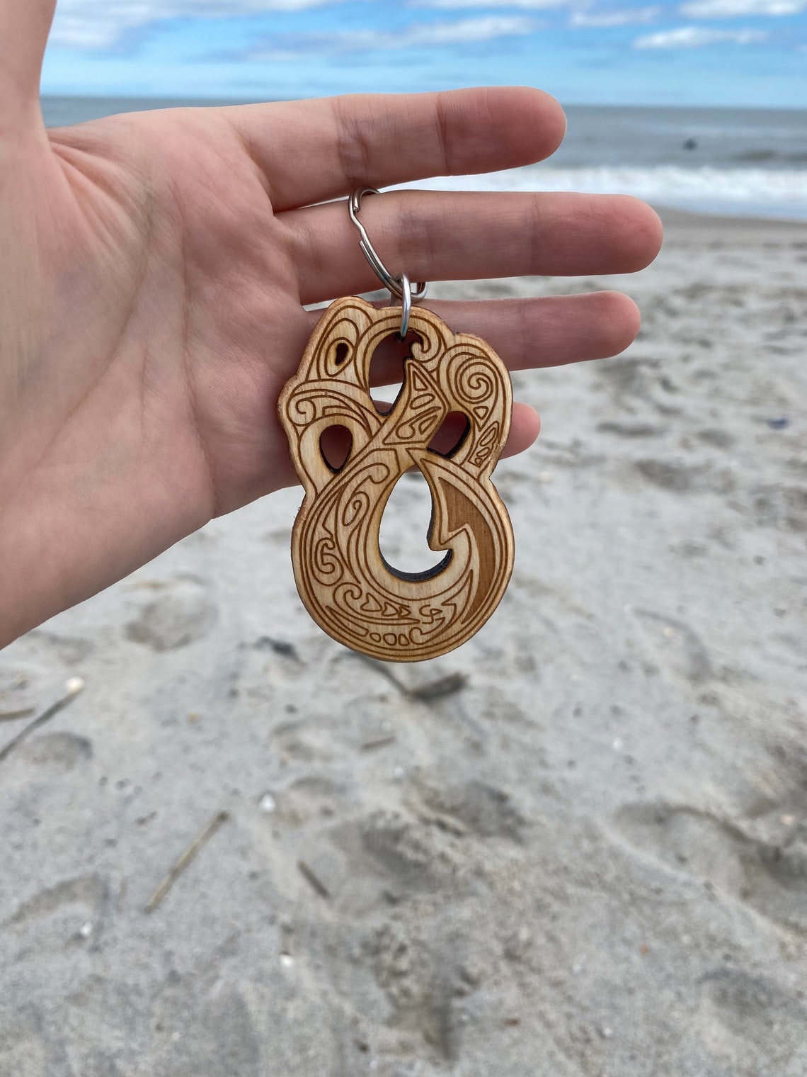 One World Hidden Immunity Idol Keychain - Fan Made Inspired by Survivor ...