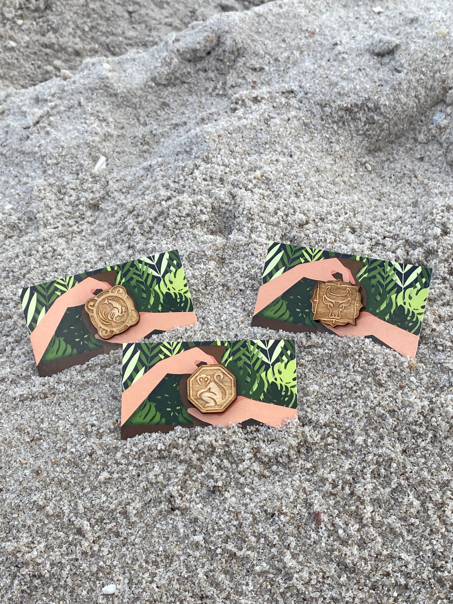 Survivor Hidden Immunity Idol Pin Set Philippines | Etsy