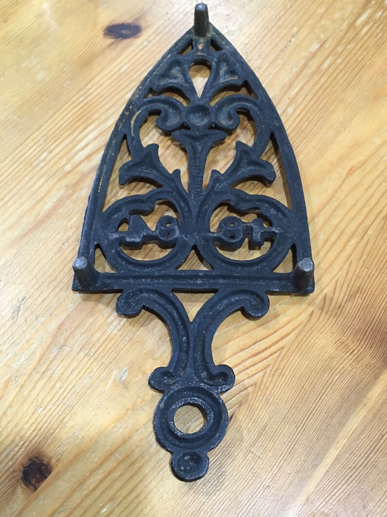 Cast Iron Trivets Lot / Wilton 1884 Cast Iron Trivet / JZH Cast Iron ...