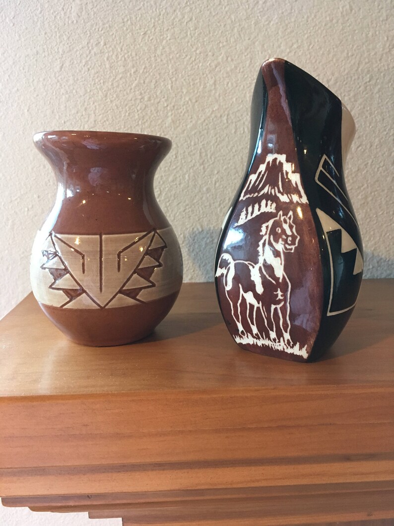 Vintage Signed Sioux Carved Pottery Vases Dollie D. Red Elk - Etsy