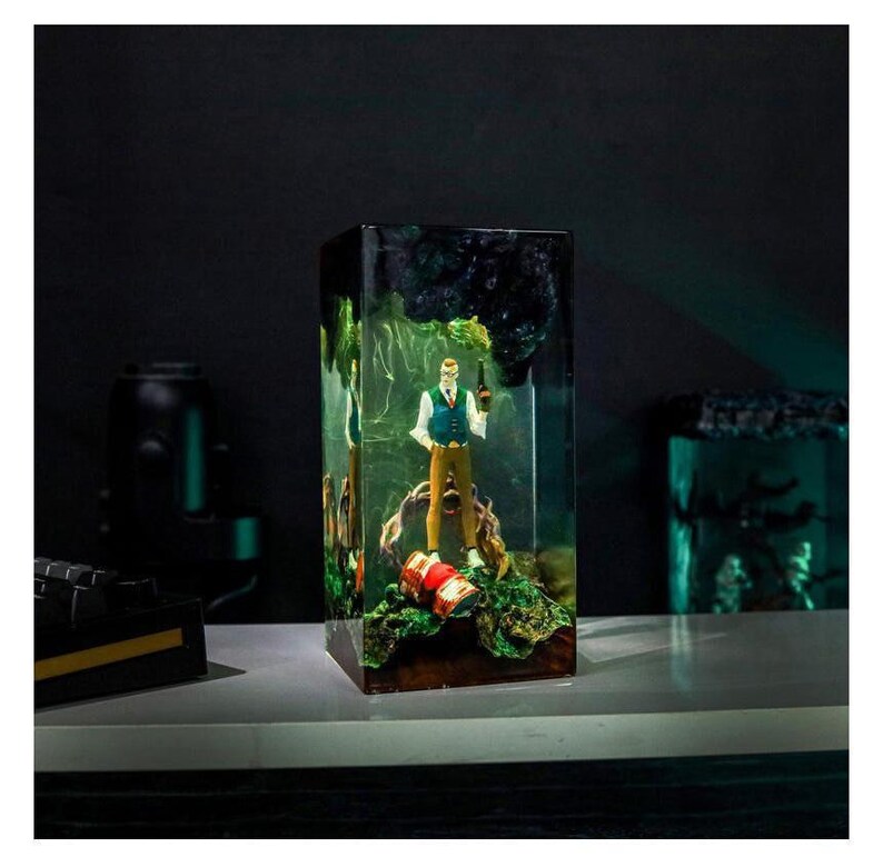 Custom Chamber Valorant Epoxy Lamp, Video Game Agent Figurines Night ...