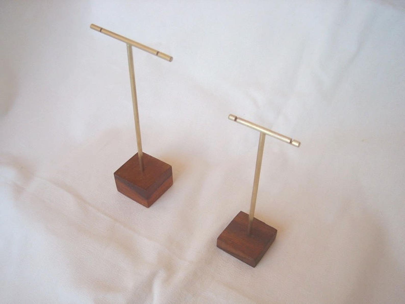 10 Pcs. #GOLD COLOR Earring Displays on Teak Wood Base #jewelry ...