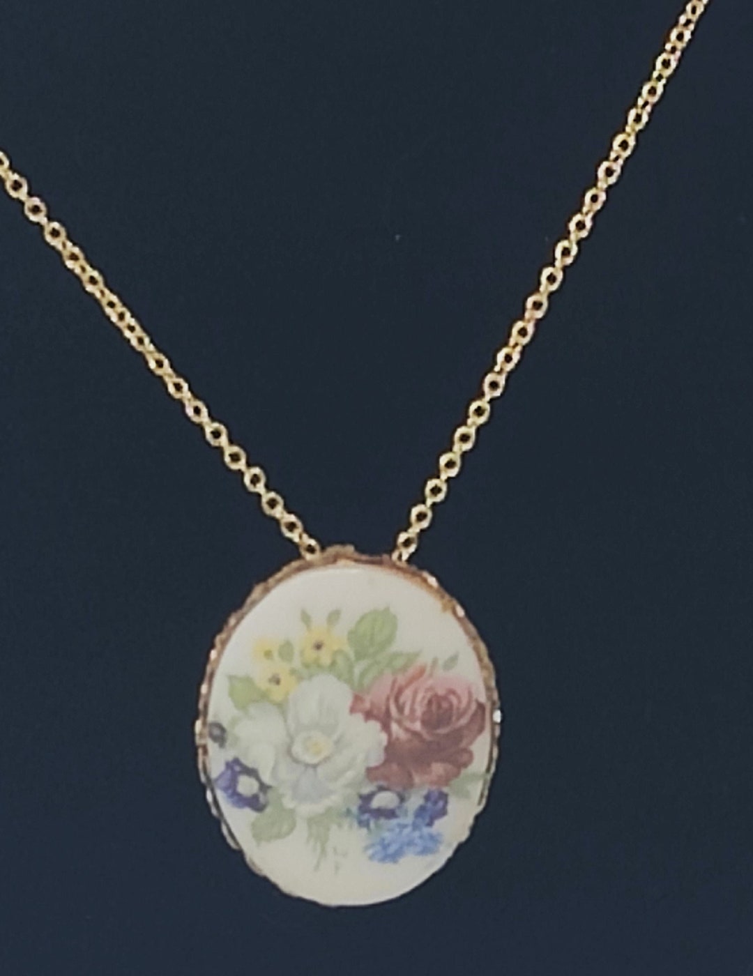 German Decal Glass Flowers Cameo Necklace Brooch: Gold Plated Chain ...
