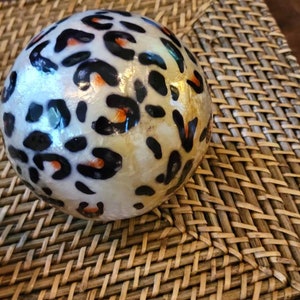 Decorative Capiz Shell Leopard Print Balls Cheetah Print Capiz Shell ...