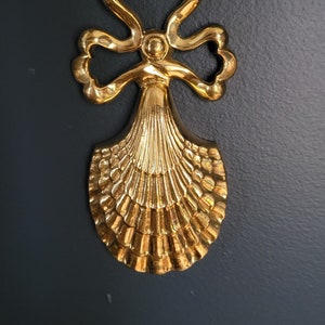 Vintage Brass Bow and Seashell Wall Hanging - Etsy