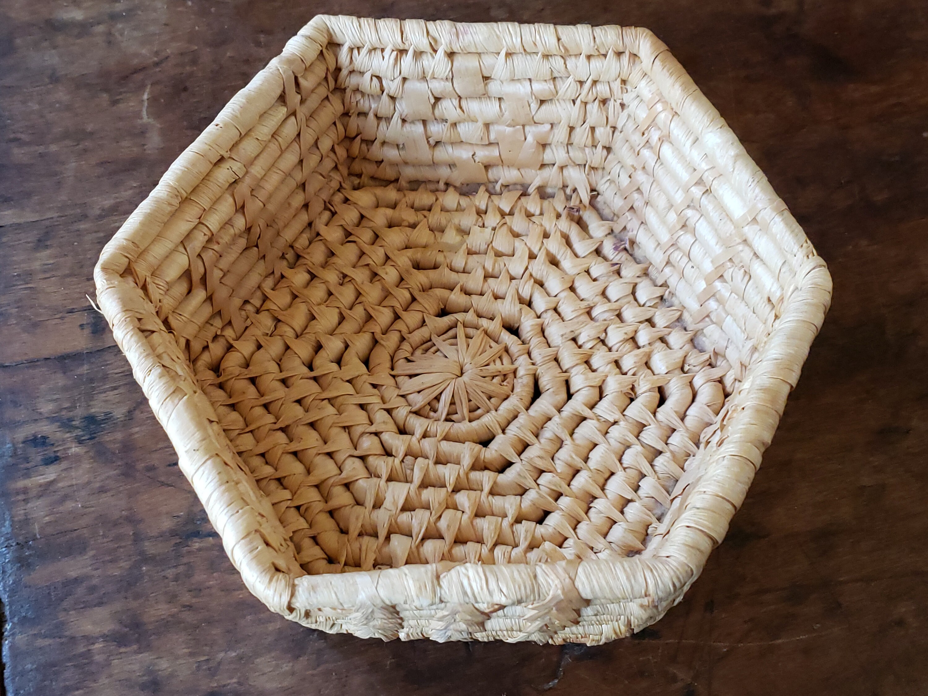 Vintage Yucca Basket 1990s Hexagonal Yucca Basket - Etsy UK