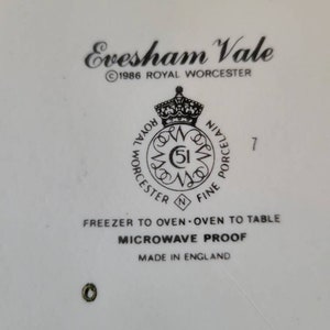 Vintage Evesham Vale Covered Vegetable Dish Royal Worcester Made in ...