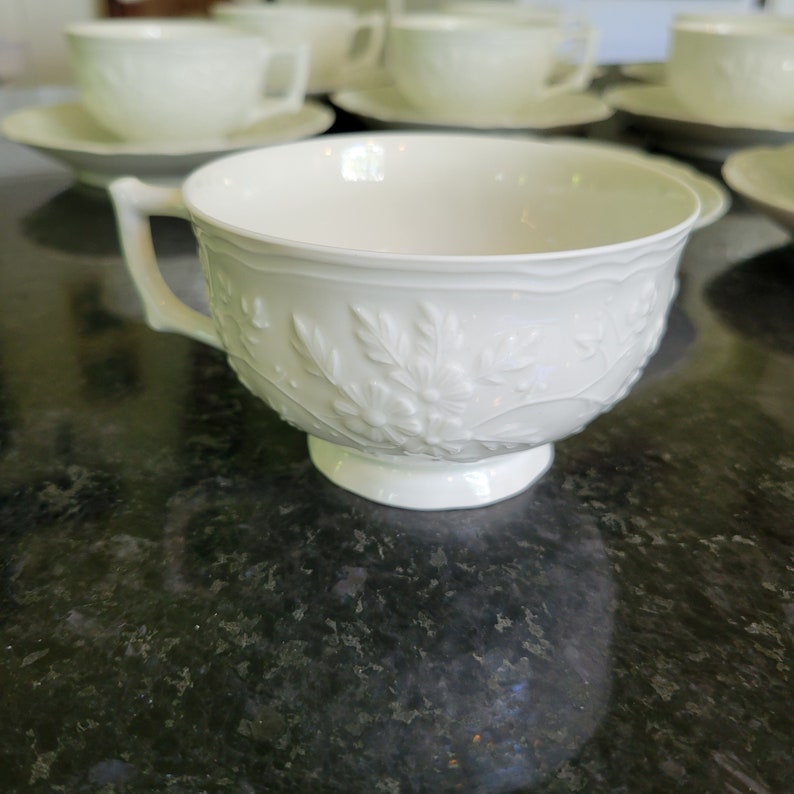 Vintage Raynaud Limoges Hawthorne Tea Cups and Saucers, Set of 10 - Etsy