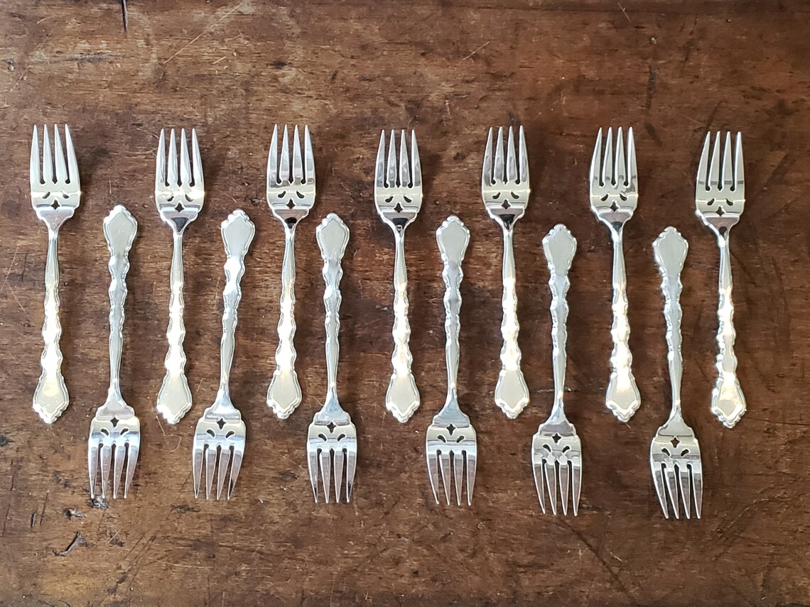 Vintage Oneida Duet Pattern Flatware 1980s Oneida Community - Etsy