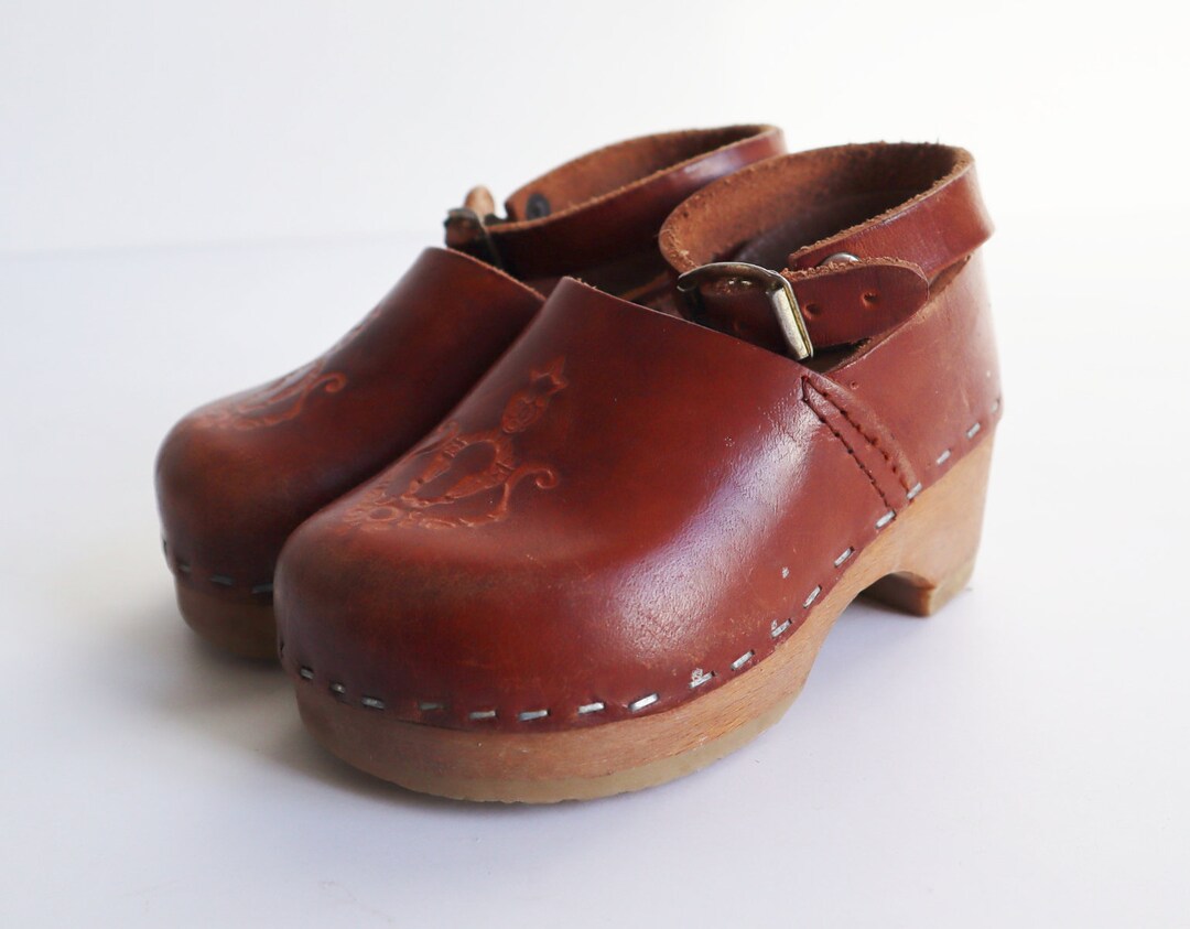 Cutest Brown 60s70s Tooled Leather Childrens Vtg. Clogs With Ankle ...