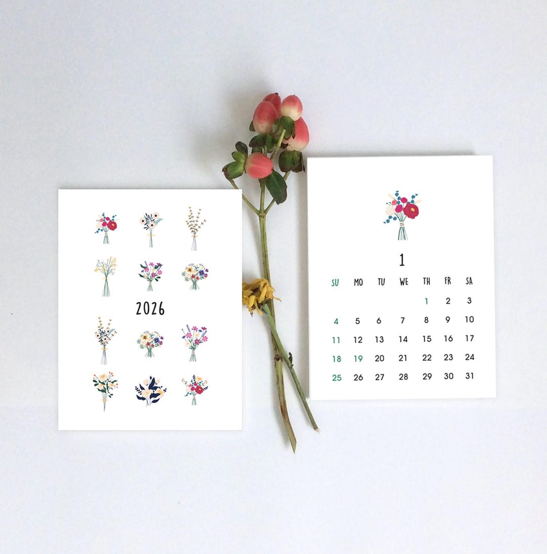 2026 Mini Desk Calendar: Tiny Flower Bouquets, 3.25x4.25 Inches - Etsy