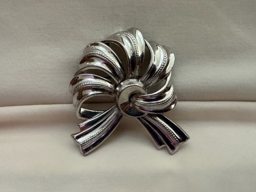 Vintage Marcel Boucher Silver Ribbon Pin Brooch - Etsy