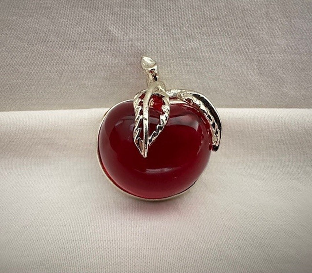 Vintage Sarah Coventry Red Apple Pin Brooch - Etsy