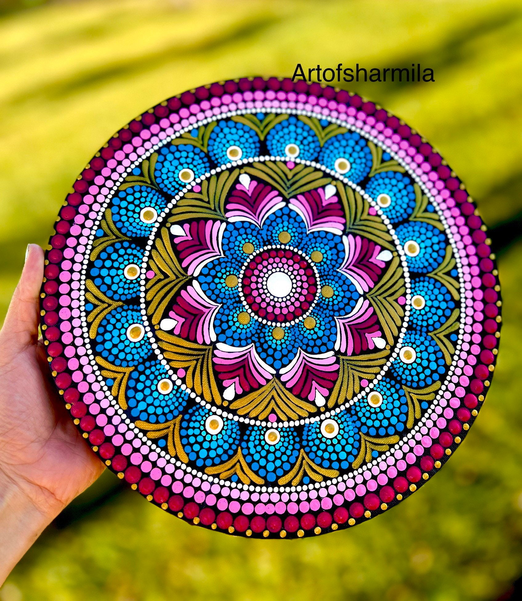 Dot Mandala Painting on Round Canvas, Mandala Painting,mandala for ...
