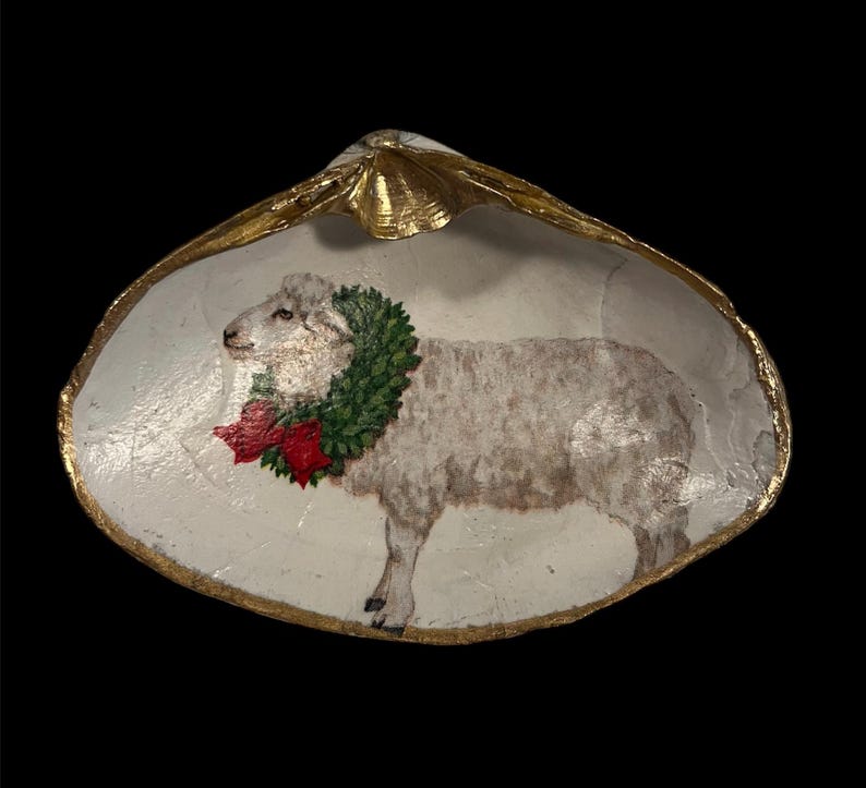 Christmas Shell, Decoupaged Holiday Clam Shell, Christmas Decor - Etsy