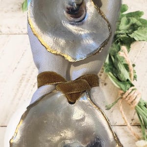 Oyster Shell Napkin Rings Set of 4. Natural Shell Napkin Ring Set - Etsy