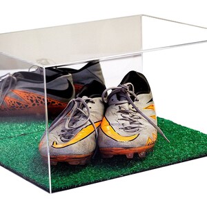 Deluxe Acrylic Shoe Display Case With Turf Floor and Mirror (A026-TB ...