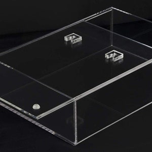 Deluxe Acrylic Book Display Case (A020) - Etsy