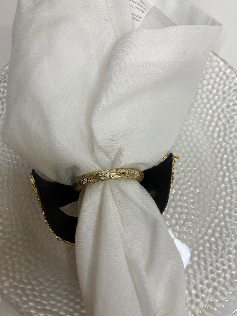 One Mask Napkin Ring, Purim Party Decor, Mardi Gras Decor - Etsy