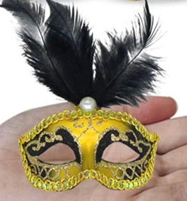 One Mask Napkin Ring, Purim Party Decor, Mardi Gras Decor - Etsy
