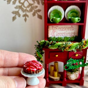 Miniature Christmas Hutch, 1:12 Scale Artisan Christmas Miniatures ...