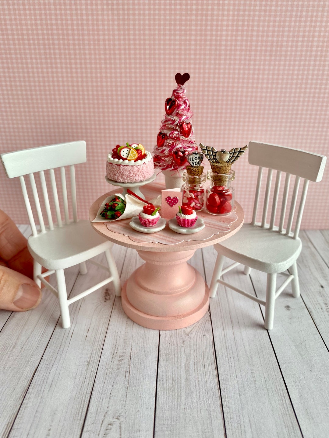 Miniature Valentines Table and Chairs, 1:12 Scale Dollhouse Furniture ...