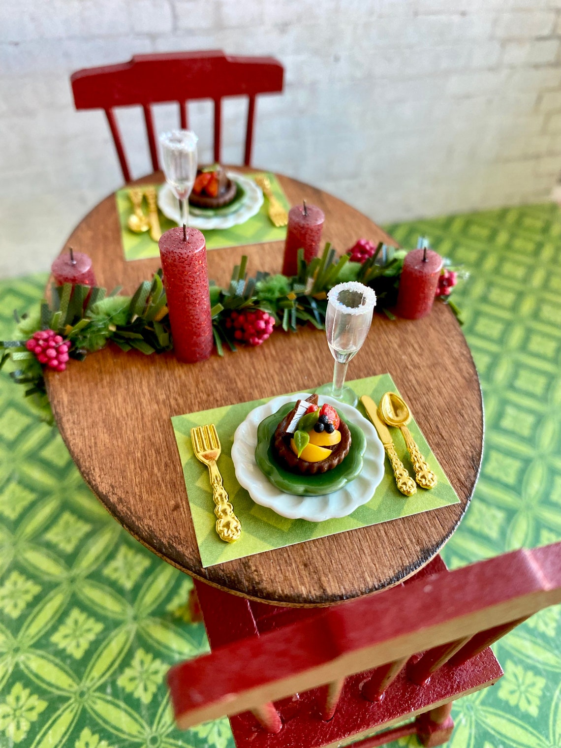 Christmas Miniatures, Kitchen Dollhouse Table, Christmas Dollhouse ...