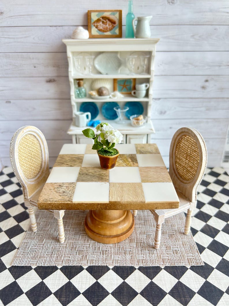 Miniature Dollhouse Dining Table, 1:12 Scale Kitchen Table, Handmade ...