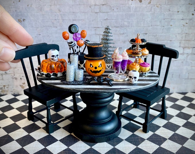 1:12 Scale Halloween Miniatures, Dollhouse Party Table, Miniature Food ...