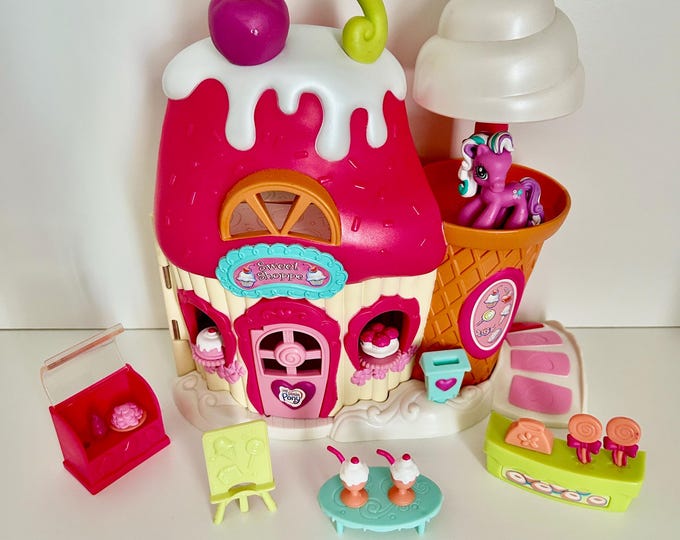 Ponyville Sweet Shoppe With Accessories, Vintage Collectible Dolls ...