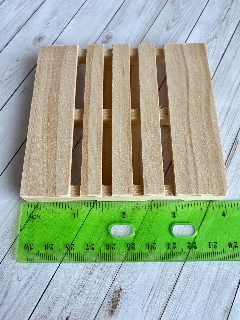 Miniature Pallet, Dollhouse Pallet, Dollhouse Miniatures - Etsy