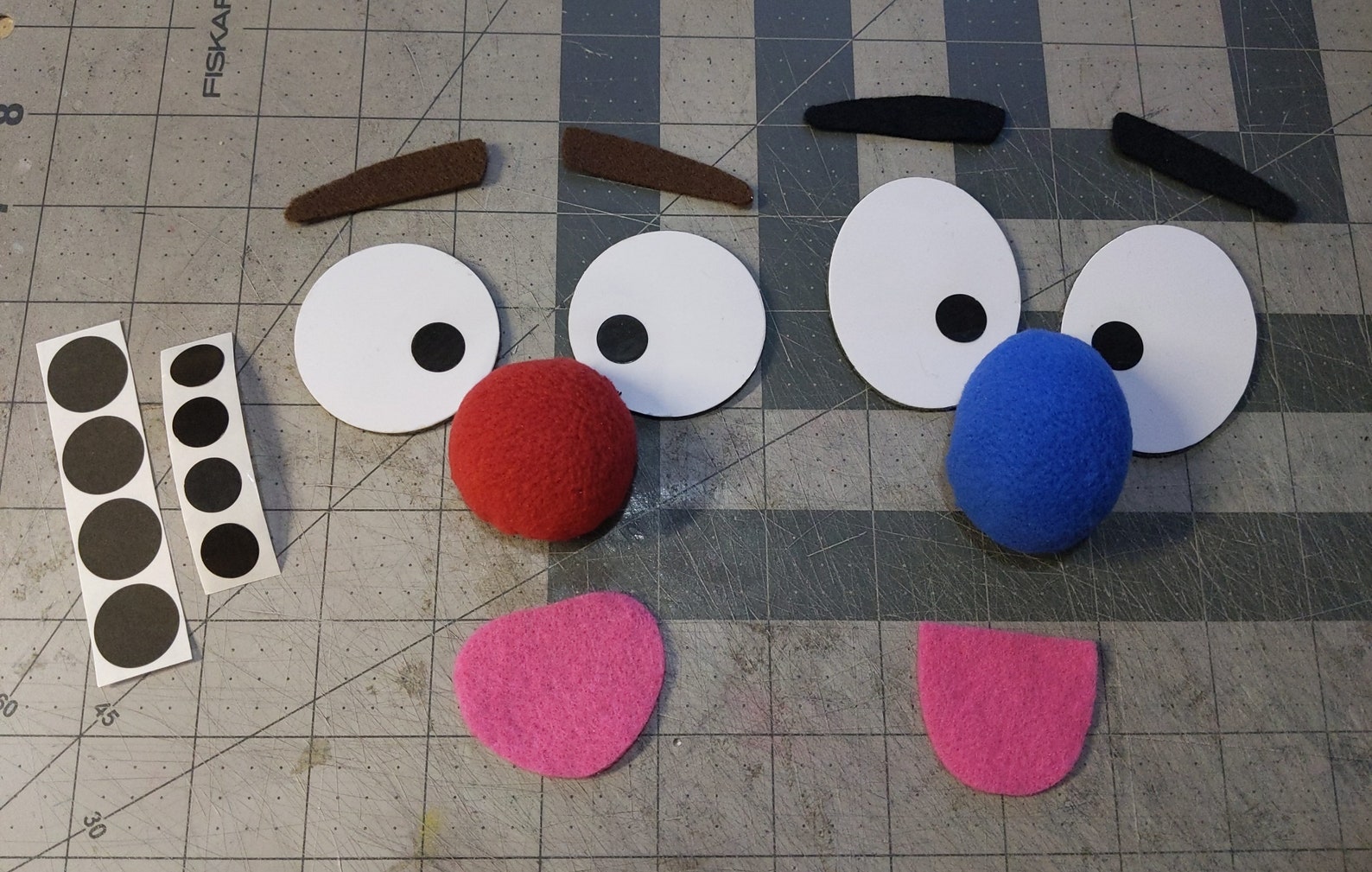 basic-puppet-accessories-kit-etsy