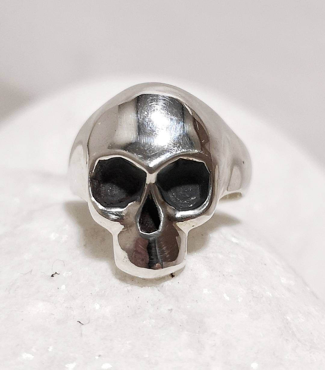 Sterling Silver Goth Skull Ring for Bikers and Musicians, Women and Men ...