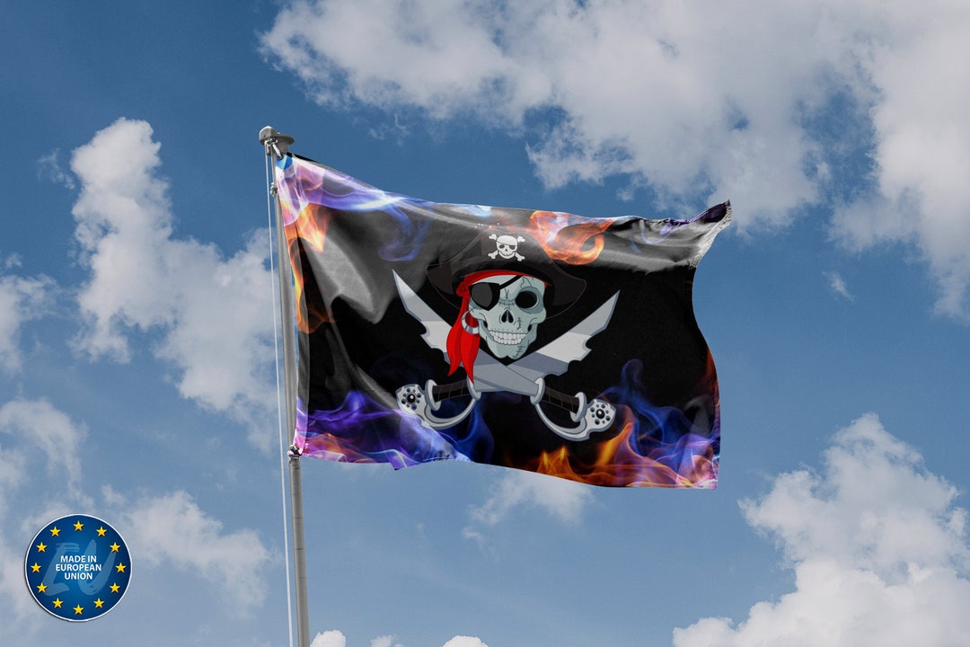 Flaming Pirate Flag | Unique Design Print | Hiqh Quality Materials ...