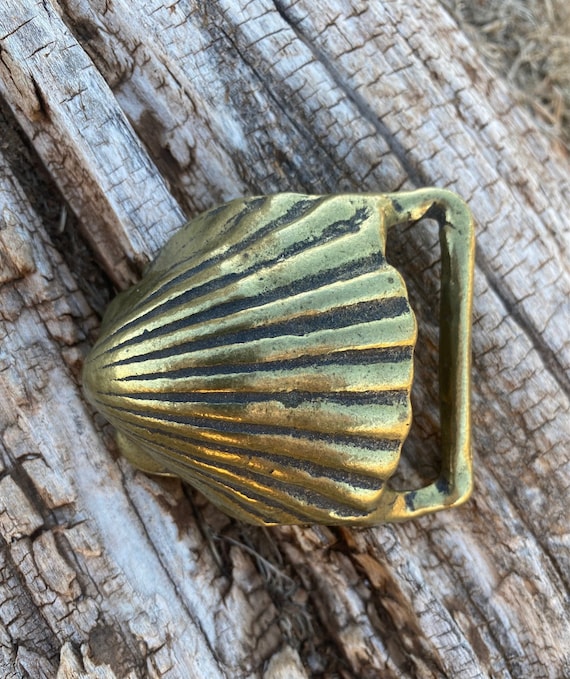 vintage solid brass buckle - Gem