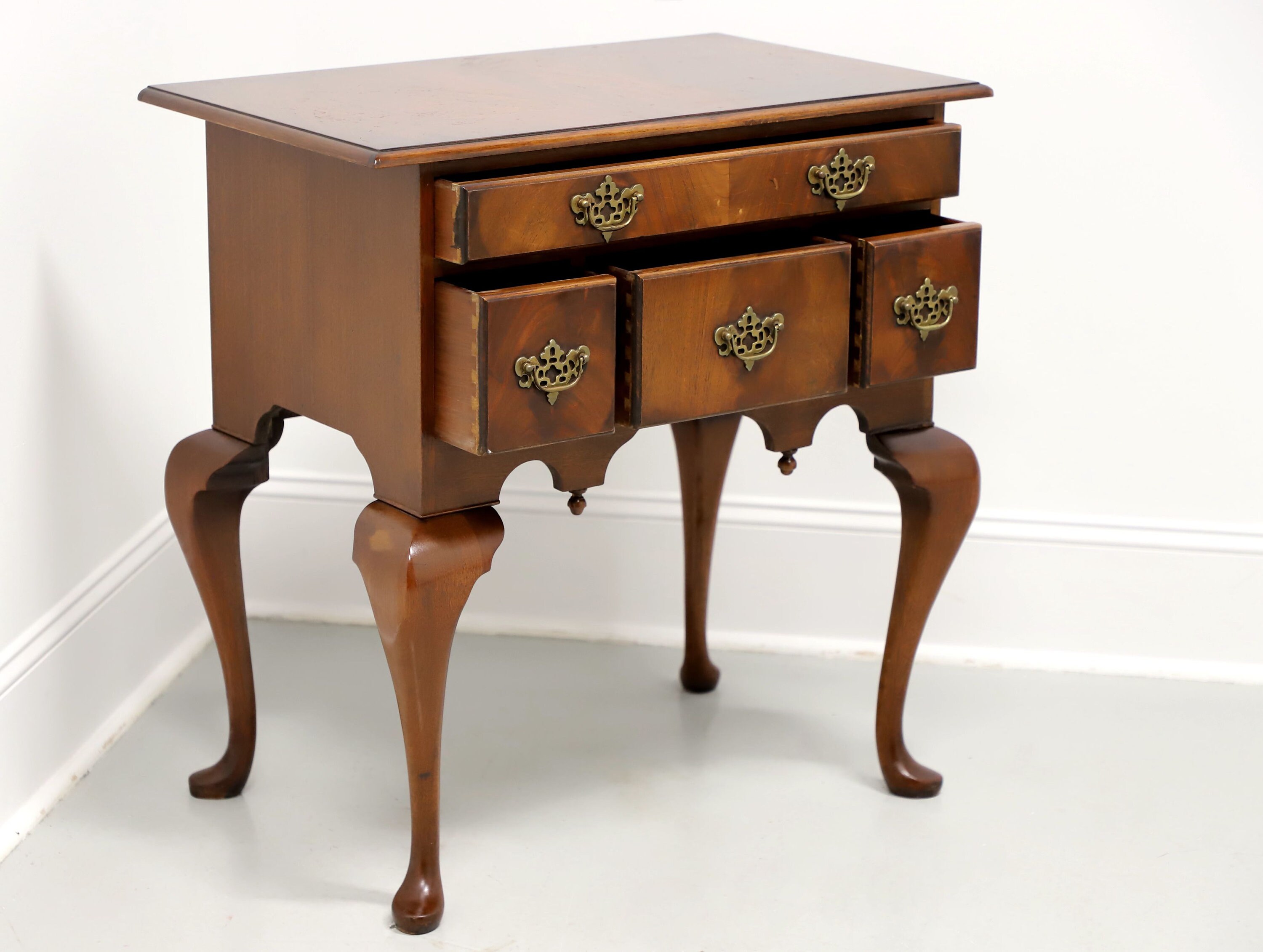 BEVAN FUNNELL Reprodux Flame Mahogany Queen Anne Entry Console Table - Etsy