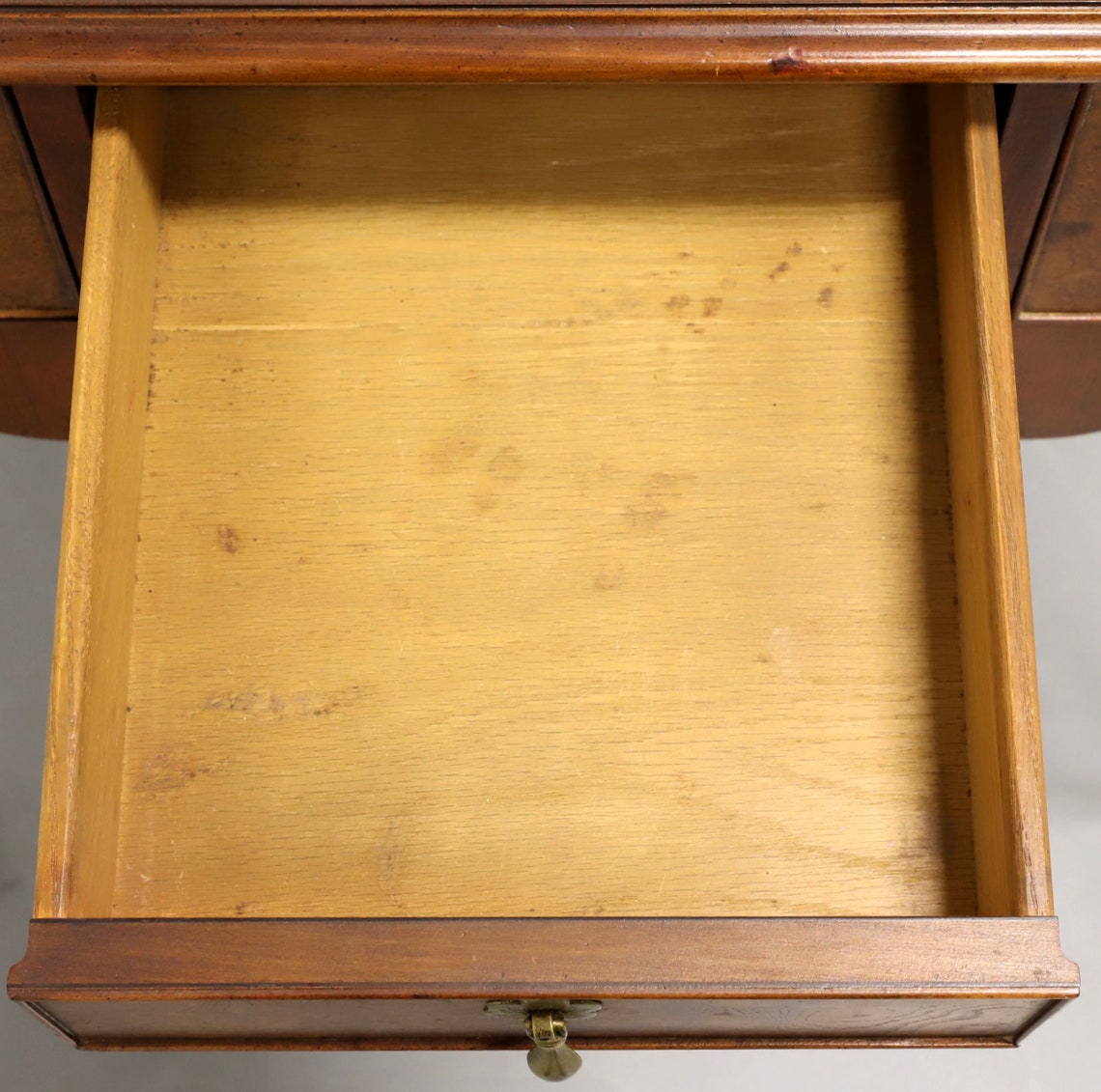 BAKER Inlaid Mahogany Queen Anne Style Side Table - Etsy