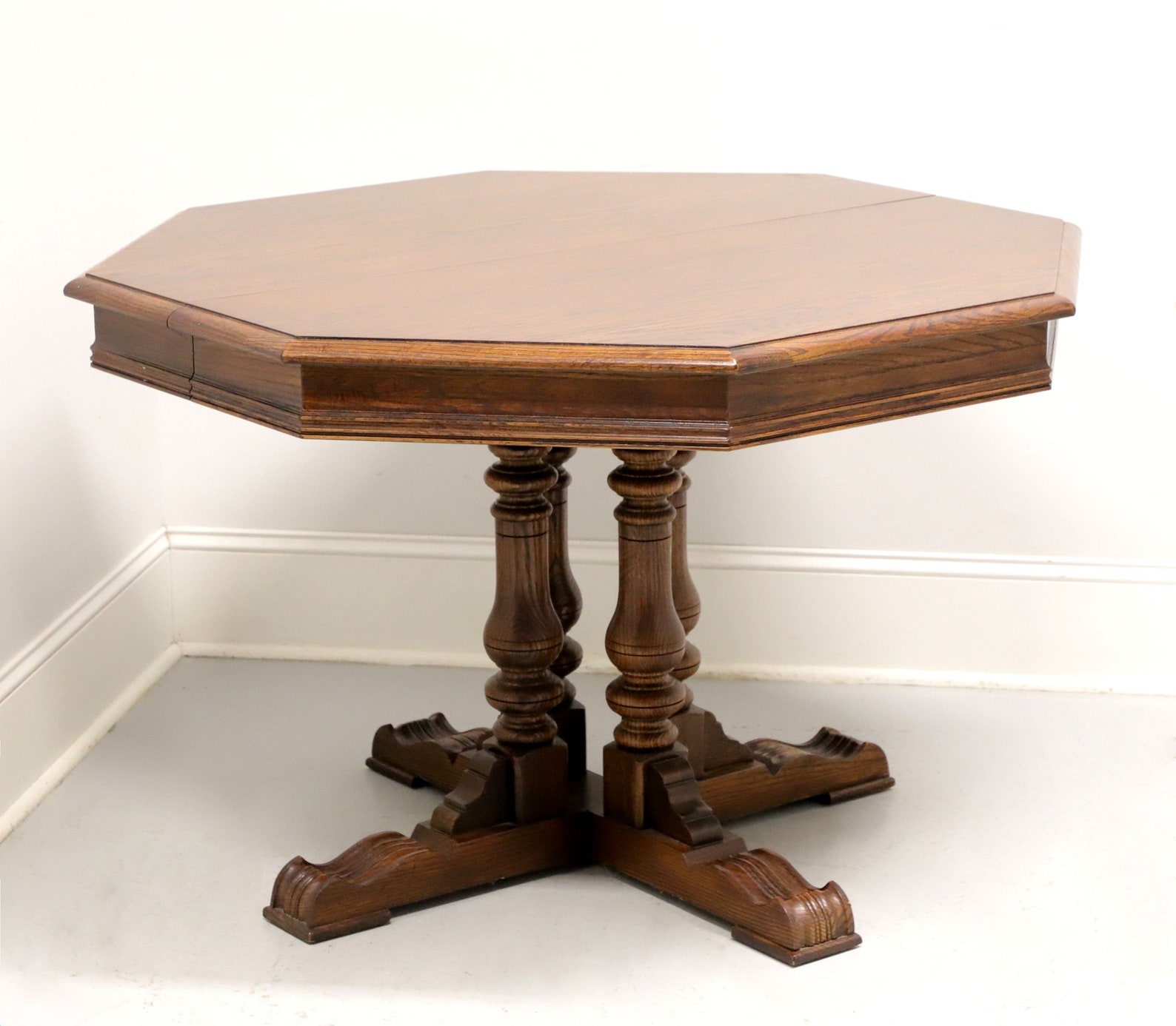 ETHAN ALLEN Royal Charter Oak Jacobean Dining Table - Etsy ETHAN ALLEN Royal Charter Oak Jacobean Dining Table - Etsy